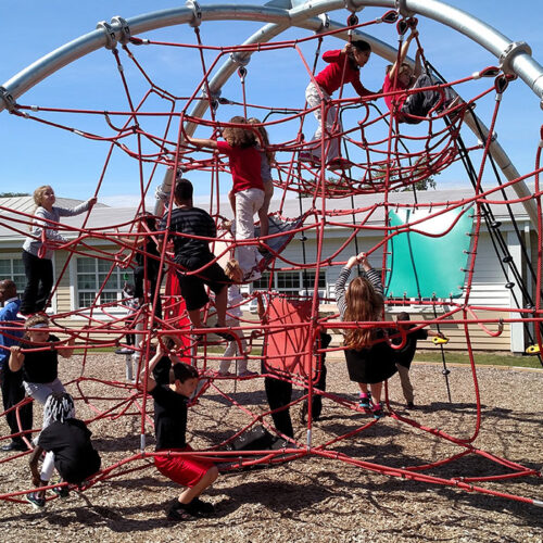 KOMPAN - Commercial Playground & Outdoor Fitness Equipment